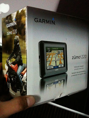 My Simple Life ©: My Versys Accersories - GPS Garmin Zumo 220