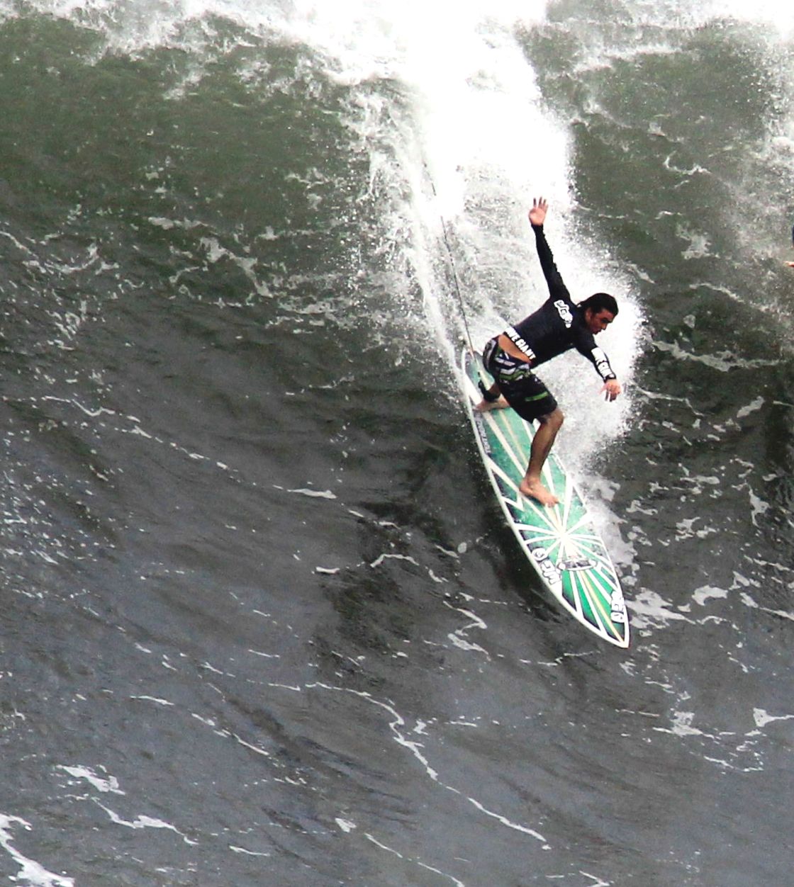 B.U.S.: Rodrigo Koxa vive três dias intensos no Havaí