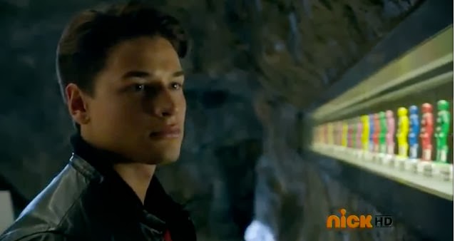 JUNIus: Power Rangers Megaforce