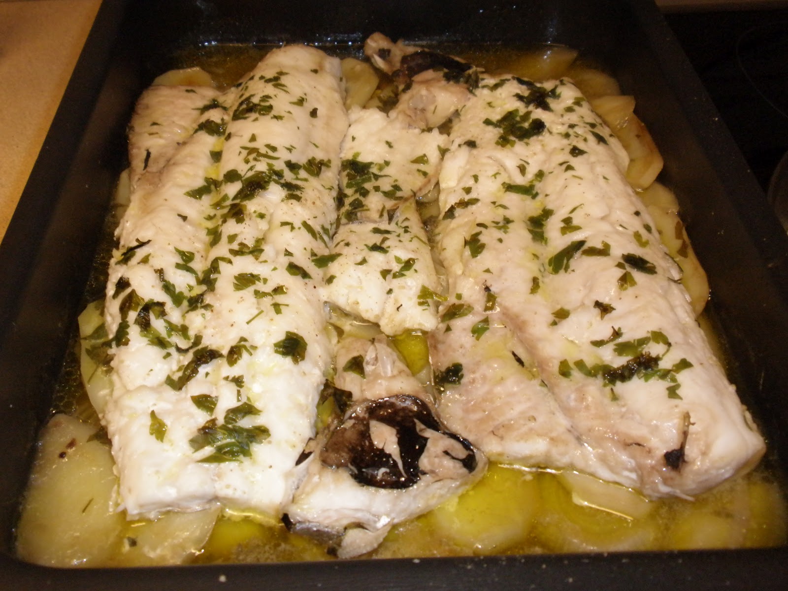 LA COCINA DE NATIBEL: MERLUZA AL HORNO "FERNANDO"