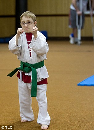 Welcome to Uyi Ehigie's Blog: Meet the world's smallest Siblings!