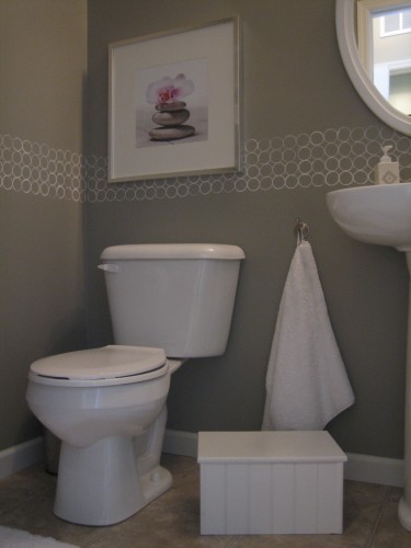 TPcraft.com: Wandering Wednesday {Bathroom Border Stencil}