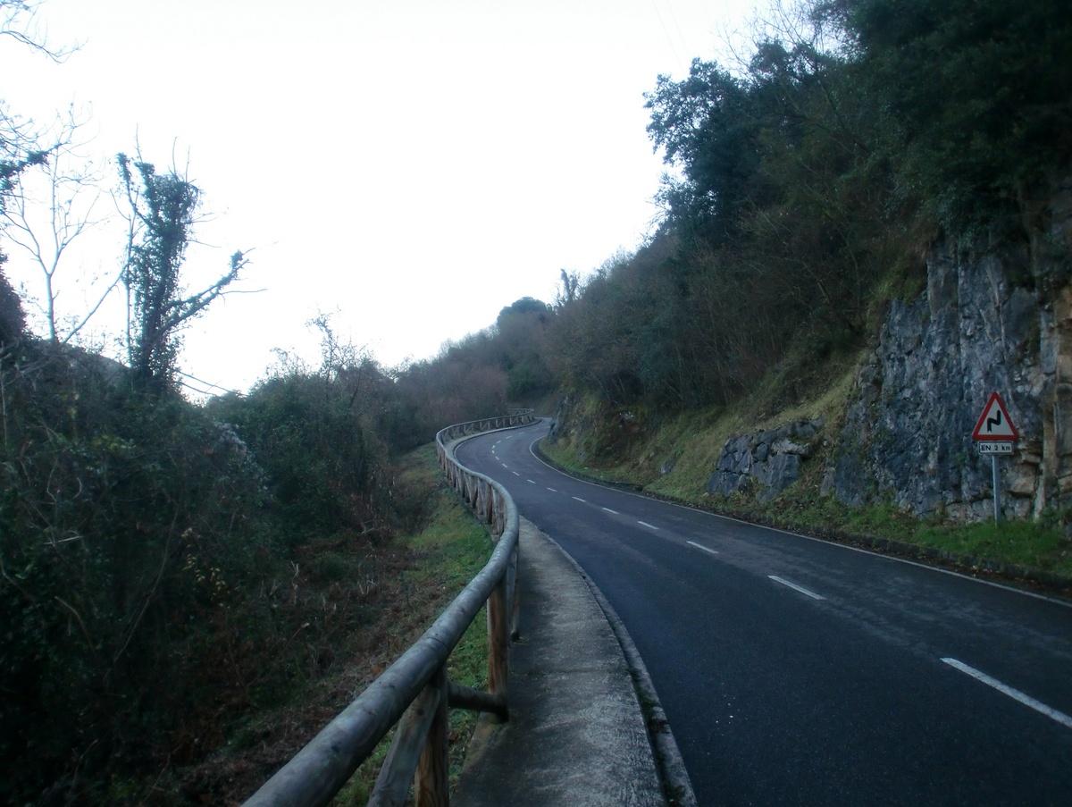 TROTONES: Senda de Valdolayés (PR AS-187) - Peña Rey - Ruta Las Xanas