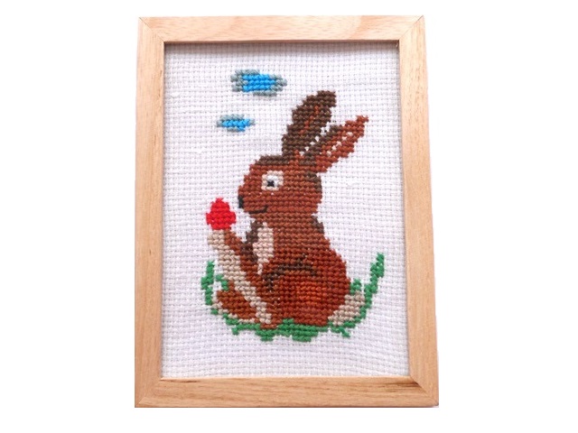 Bijuteriile Elizei - bijuterii handmade: Tablou cusut cu un iepuras de ...