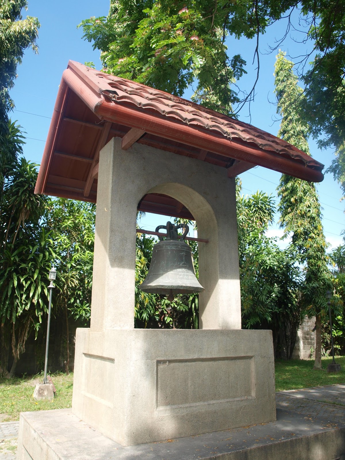 Nell's_berry: Our Last Trip Together : Monastic Community of Caryana