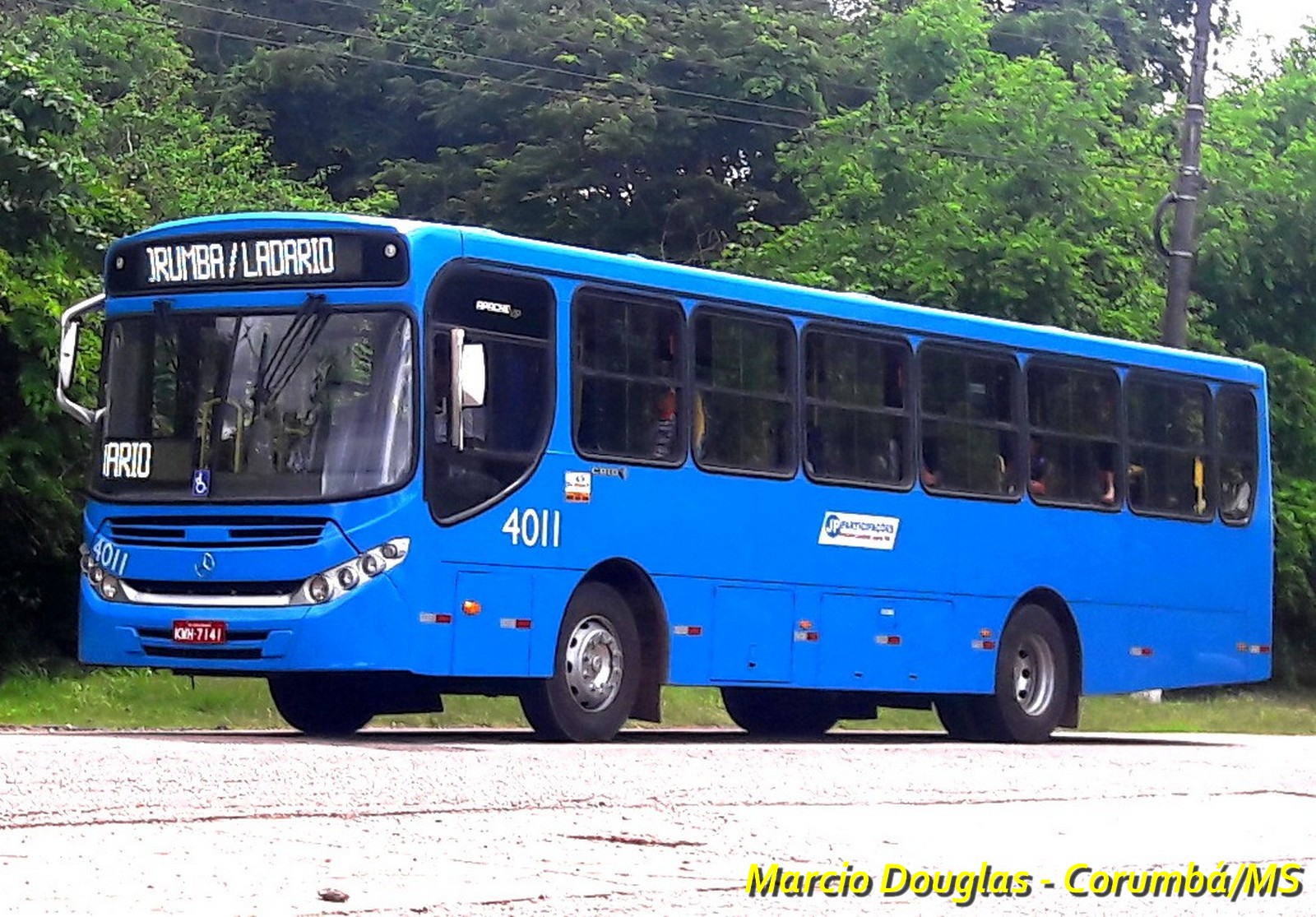 Expresso Bus: Canarinho 4011 (ex Nossa Senhora do Amparo RJ 186.095)