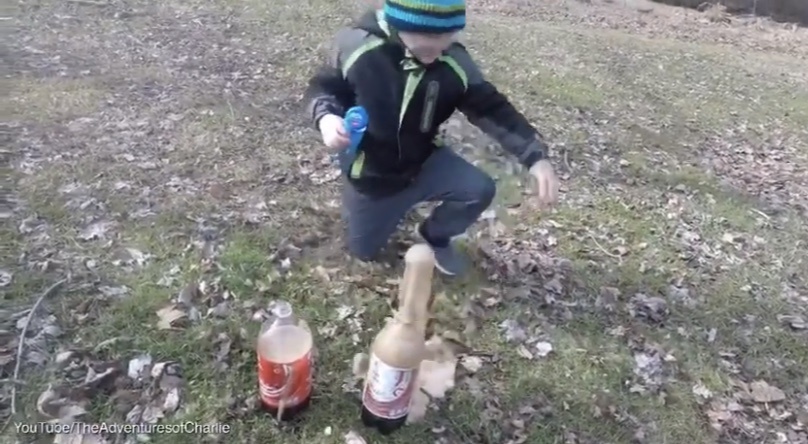 The Adventures of Charlie: SODA EXPLOSION!!! Mentos and Coke Science ...