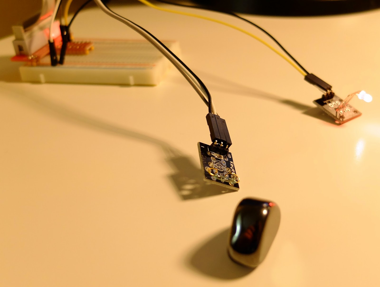 Marc Andreu: JAVA Mix sensors with Raspberry Pi