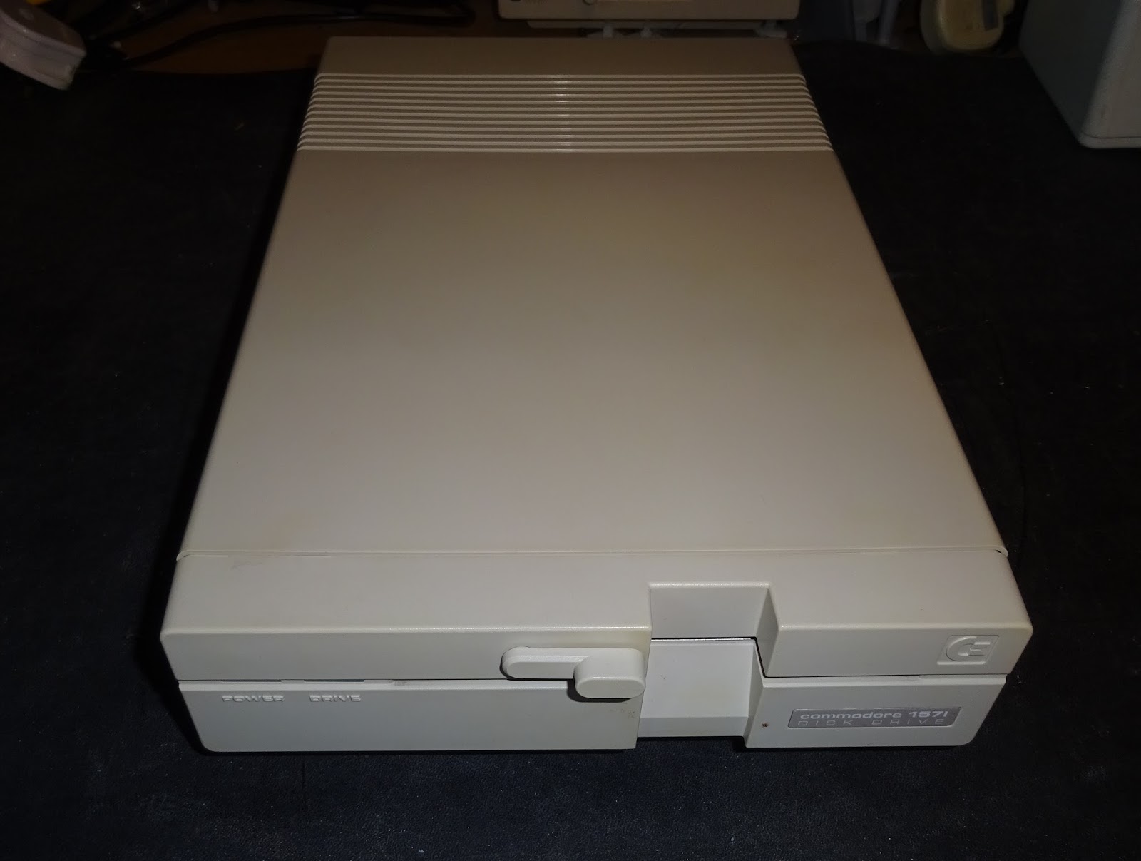 Tynemouth Software: Commodore 1571 Power Supply Conversion