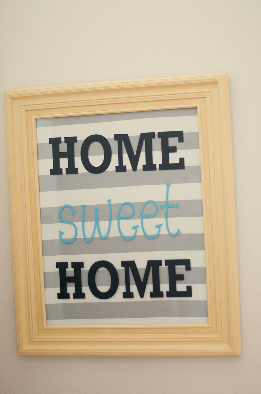 Little Gray Table: A Sweet Sign