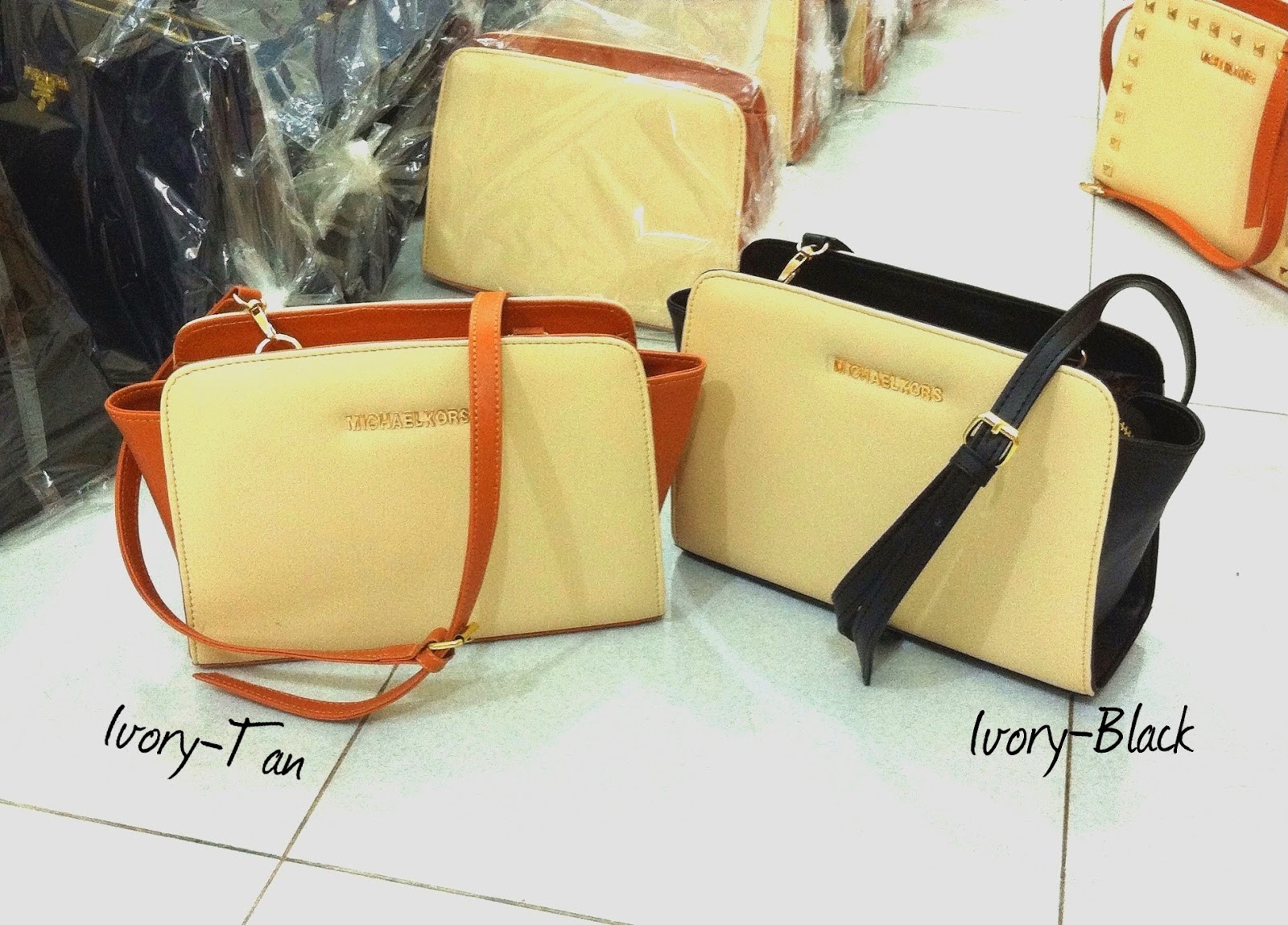 Sarae Butik: Tas Michael Kors (MK) Mini Selma Messenger