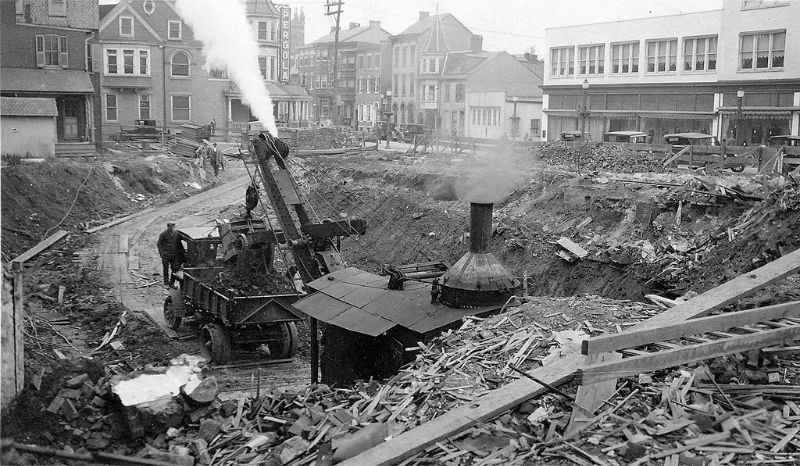 Amazing Found Photos That Show Construction Process of the Pennsylvania ...