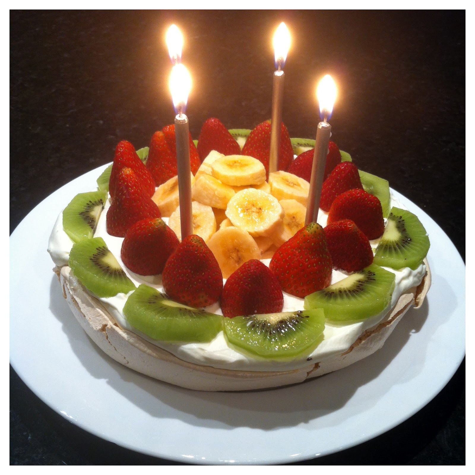 Just another blog: Birthday Pavlova!