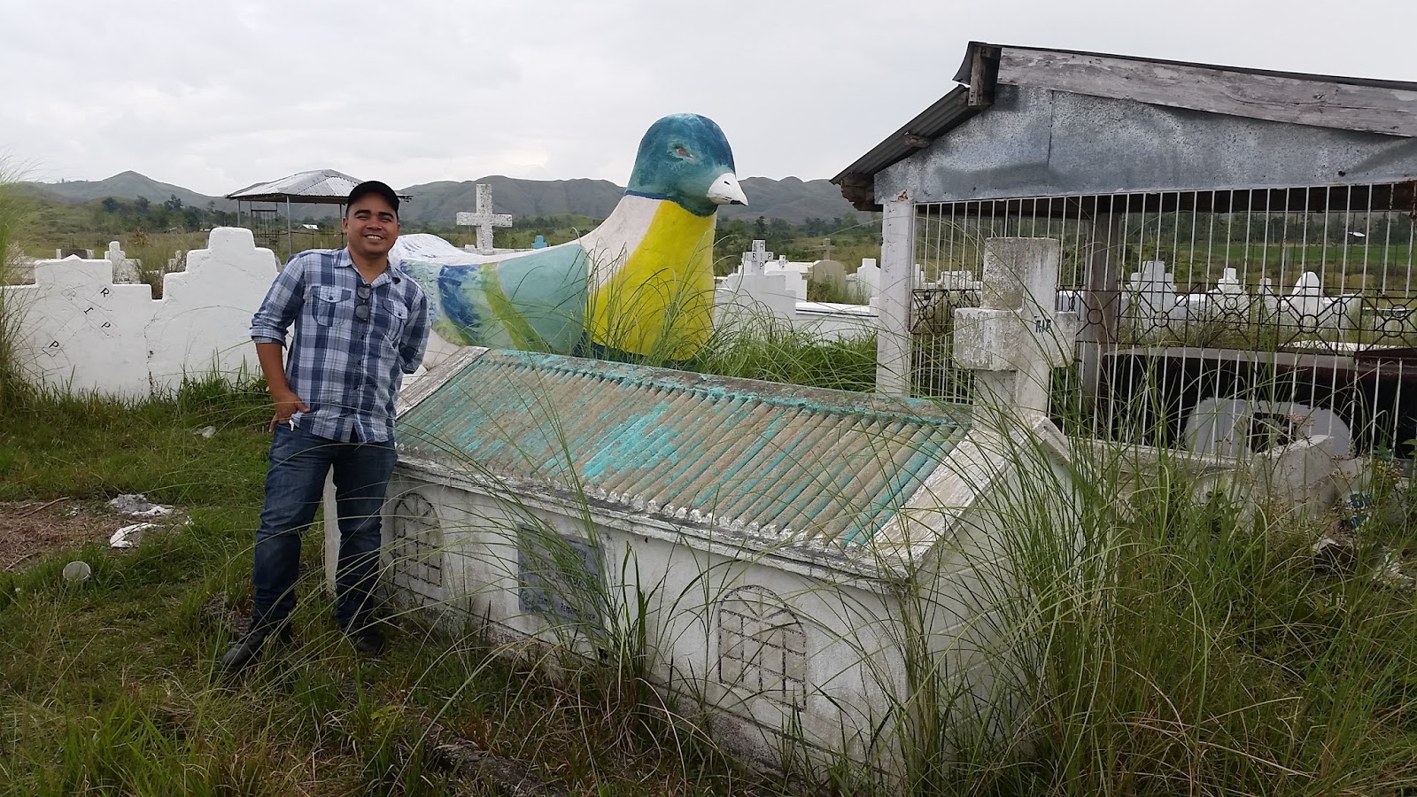 Byahe at Gimik: Bizzare Cemetery of Tabuk City, Kalinga