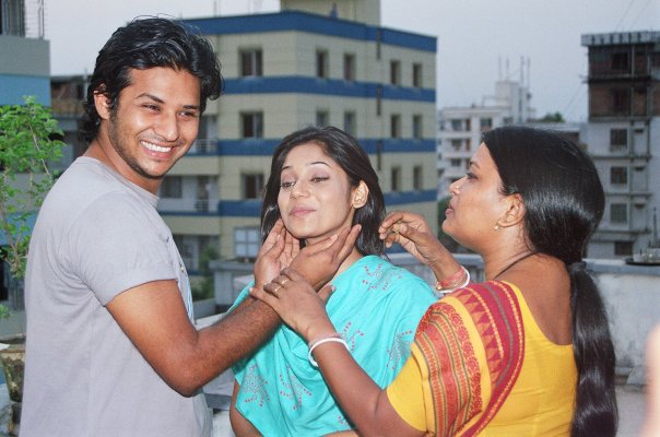 Bangladeshi Models: Bangladeshi Tv Actor Nirob With Nova