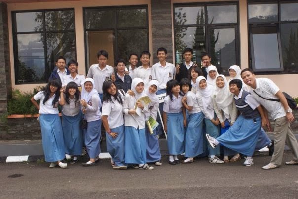 Jurnal Kehidupan: Masuk SMAN 1 Bogor, hampir tersisih,,