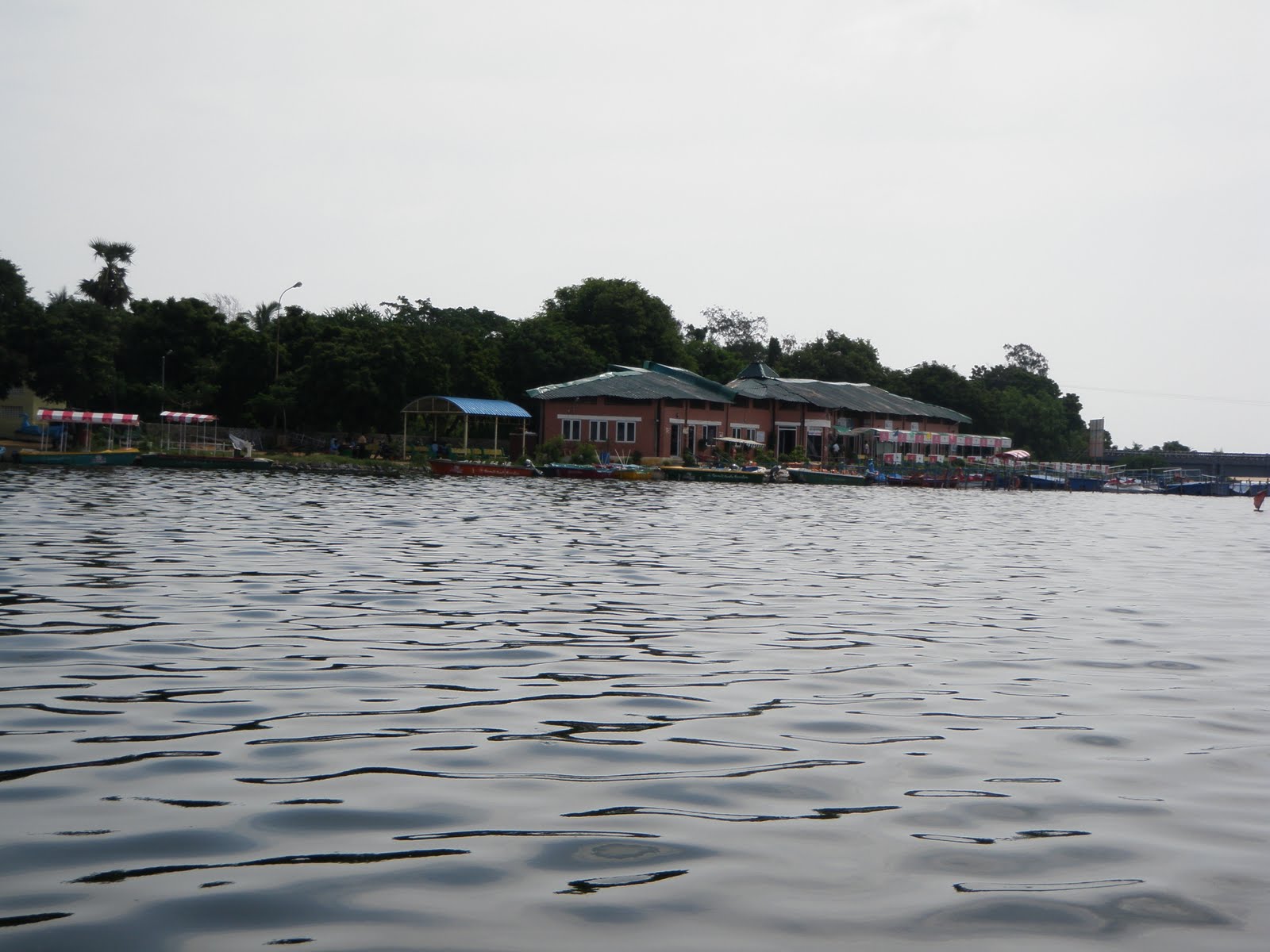 Tamilnadu Tourism: Muttukadu boat house