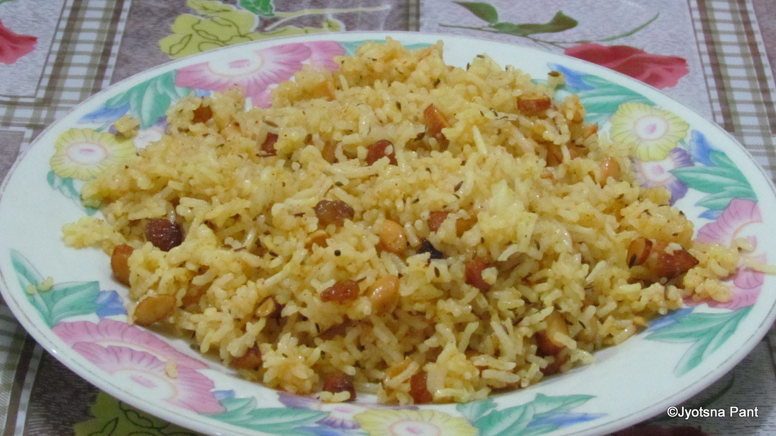 With Love from Mom's Kitchen: Shahi-Pulav (Rice cooked with Dry Fruits)