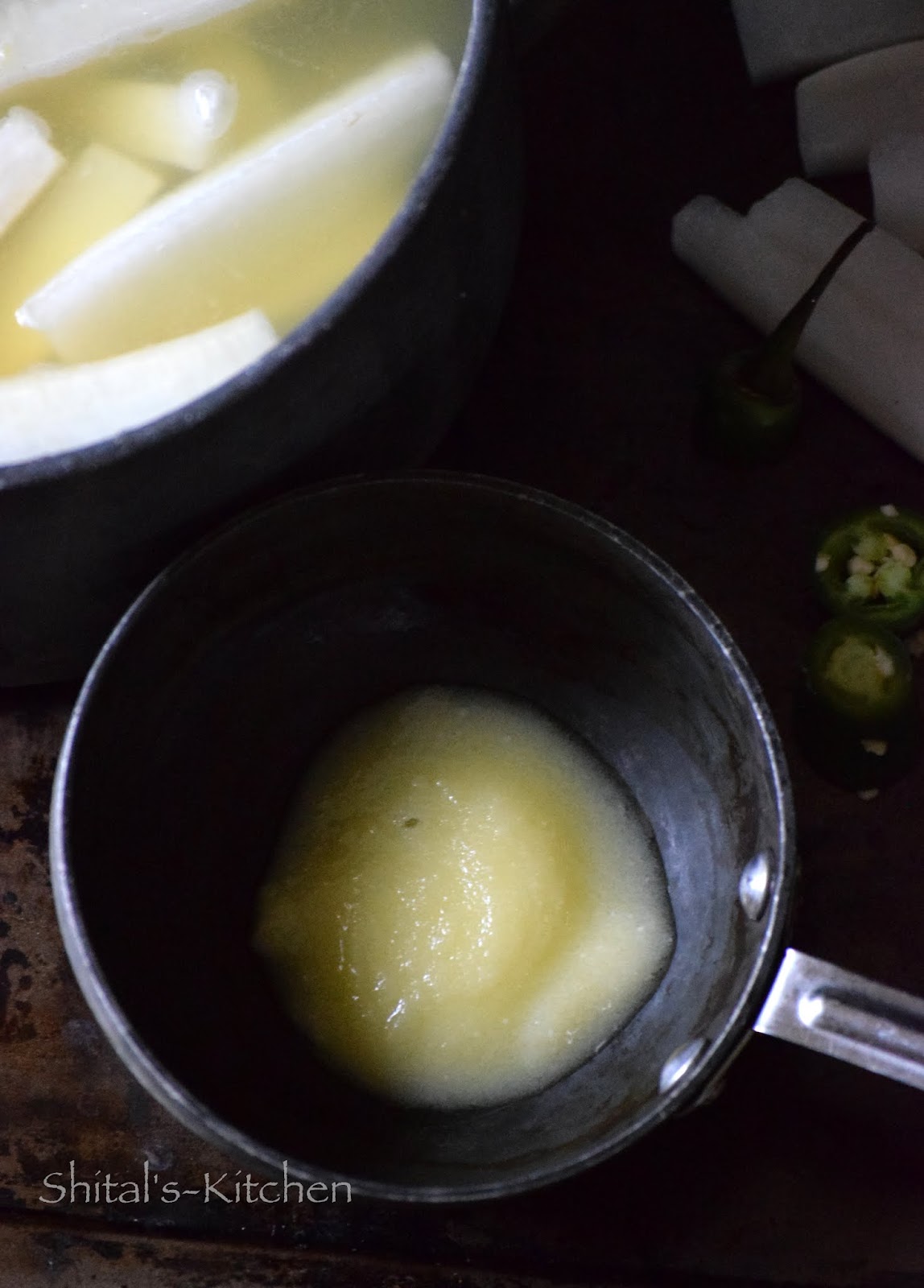 Shital's-Kitchen: Mooli Osaman: Clear Dal and Radish Soup