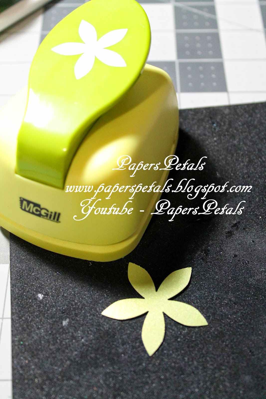 PapersPetals: Gorgeous Gardenia Tutorial