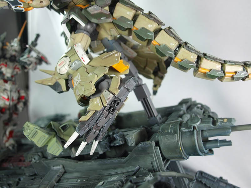 Dragon Head Kshatriya VS Unicorn Gundam Centaur custom build with ...