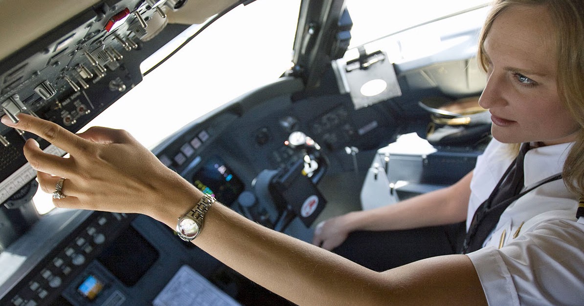 Indira Tadika Puri: 4 Kelebihan Menjalangkan Profesi Sebagai Pilot