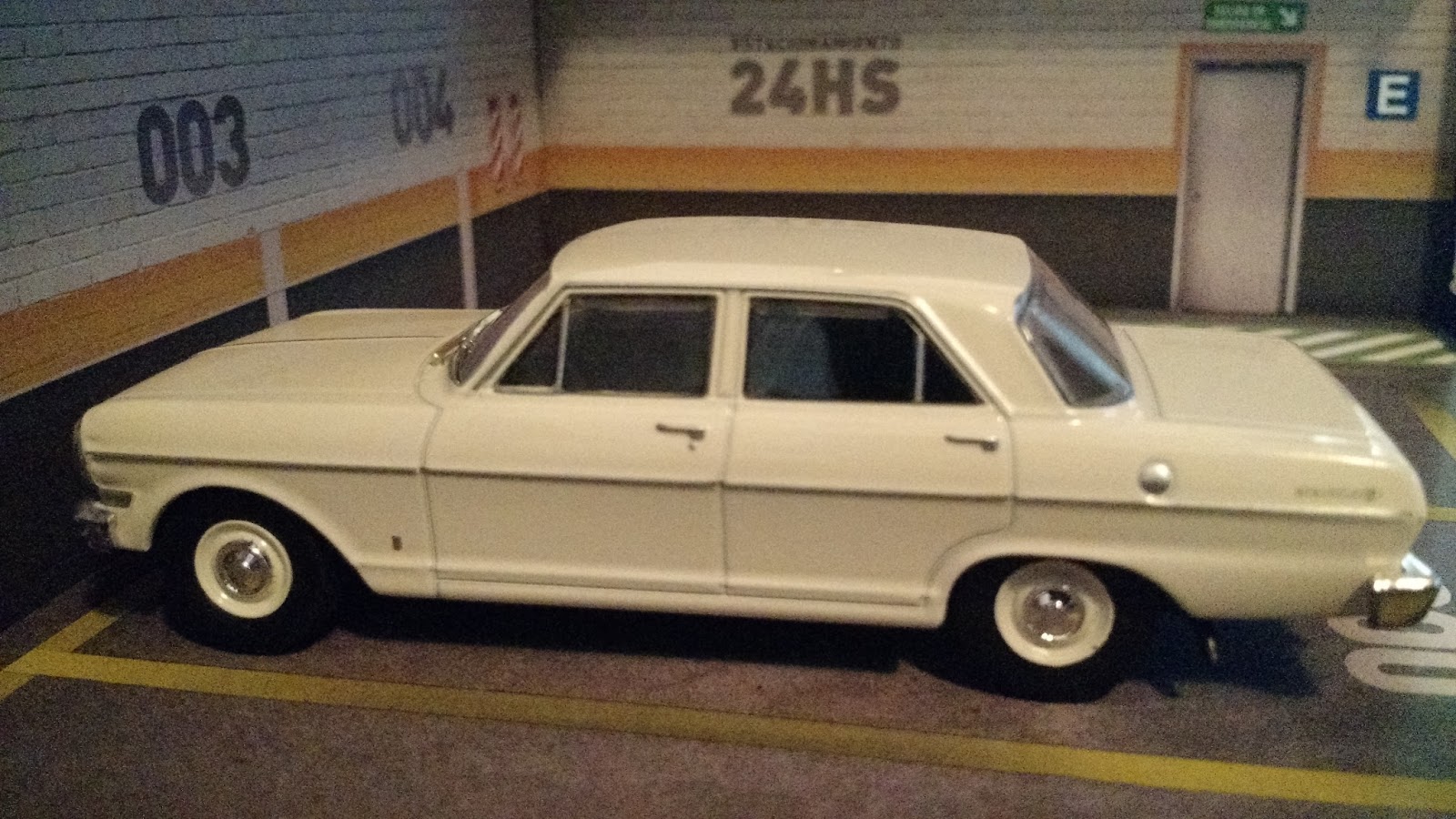 RetroAutosEnEscala: CHEVROLET 400 (1962)