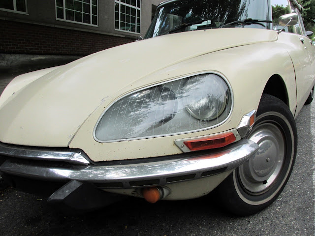 Seattle's Classics: 1973 Citroen DS Safari Estate