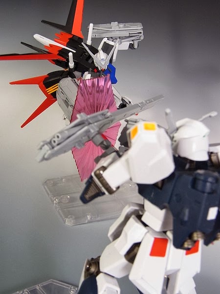 Dengeki Hobby Exclusive: 1/144 Mercury Lev A and D - Review