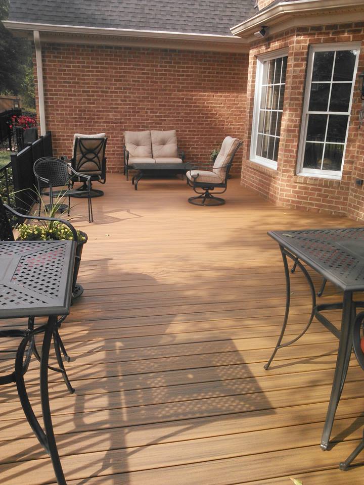 Turnkey Roofing: Trex Deck