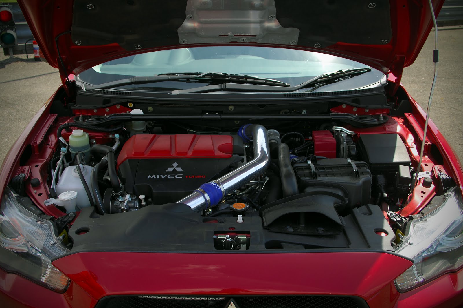 Overdrive: Clubman's Cars No. 1 : Mitsubishi Lancer Evo X FQ330 GSR SST