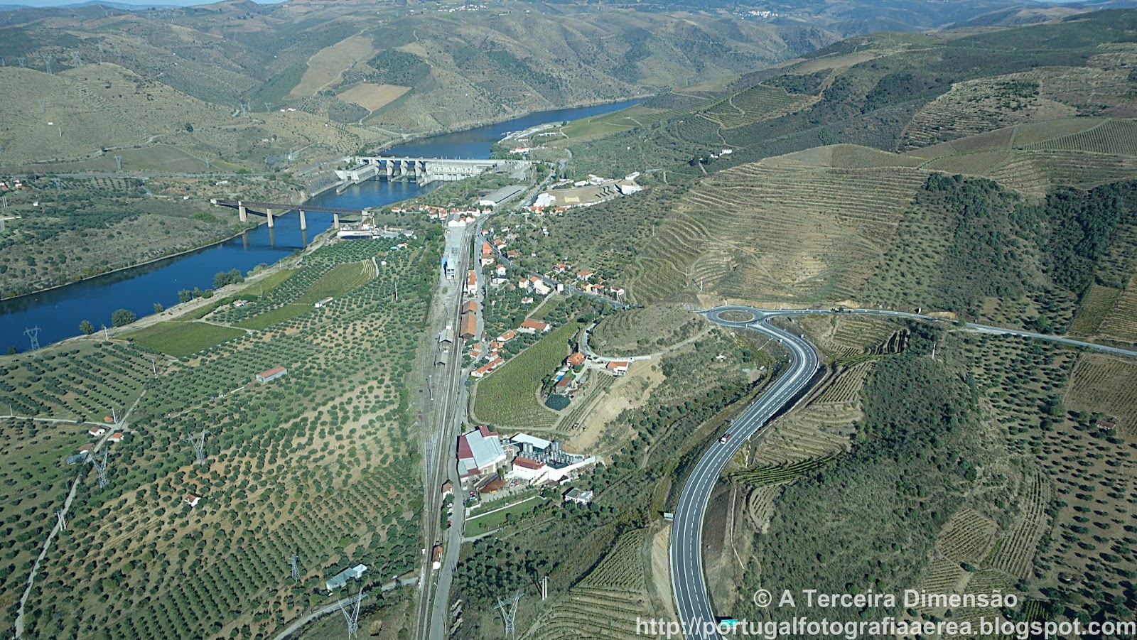 A Terceira Dimensão: Pocinho