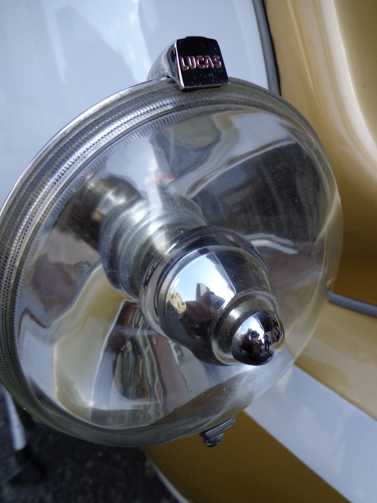 BRITISH EQUIPMENT PUBLISHING BLOG: Lucas Pathfinder on Lambretta