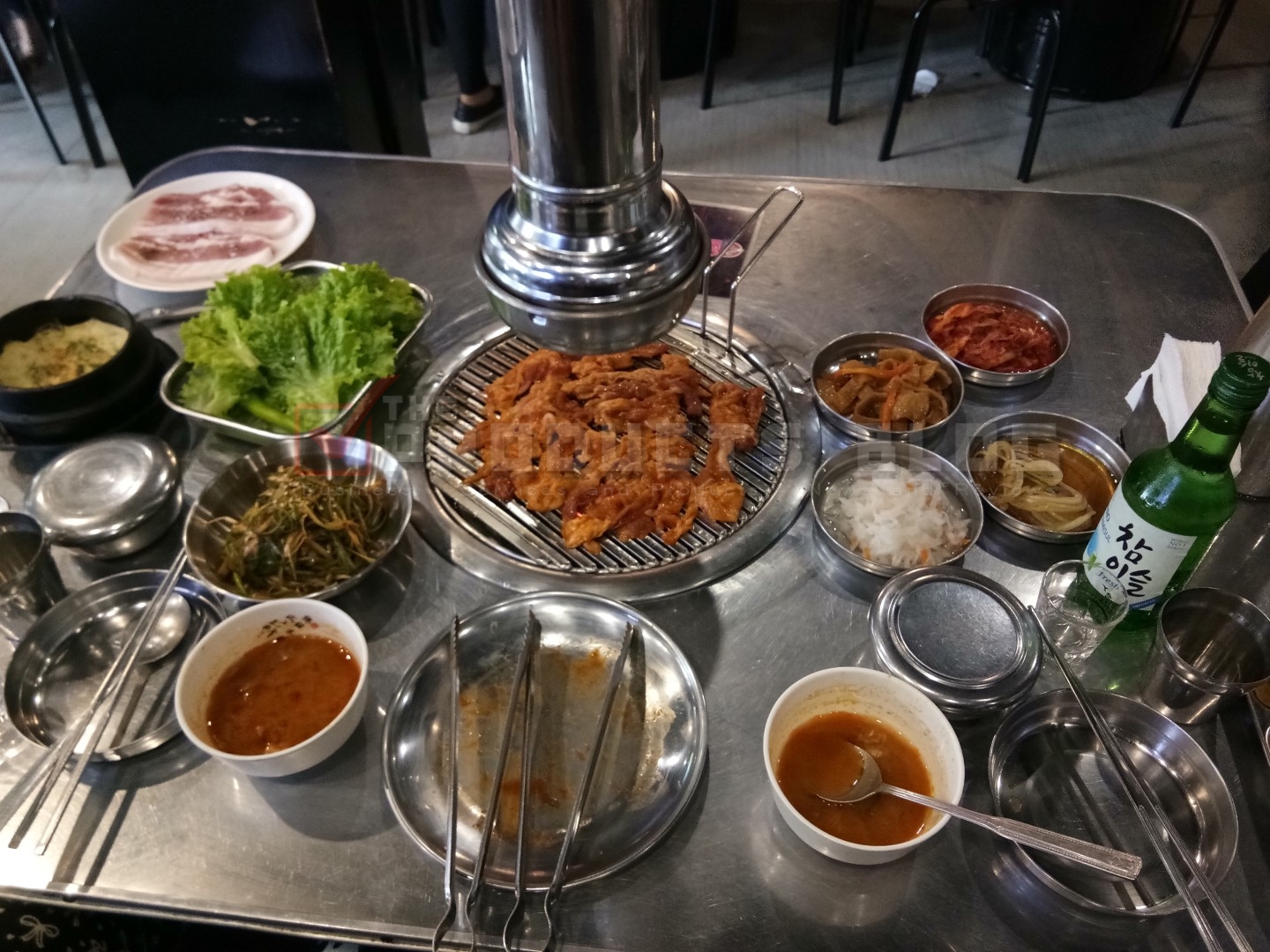 Samgyupsalamat Review