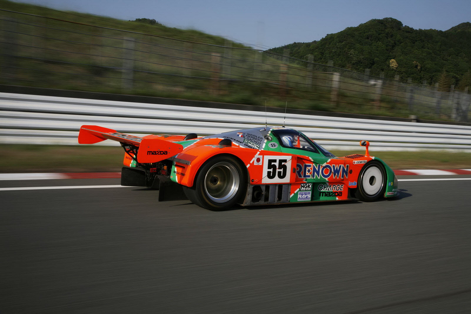 Mazda 787B 1991 Winning car returns to le mans after 20 years