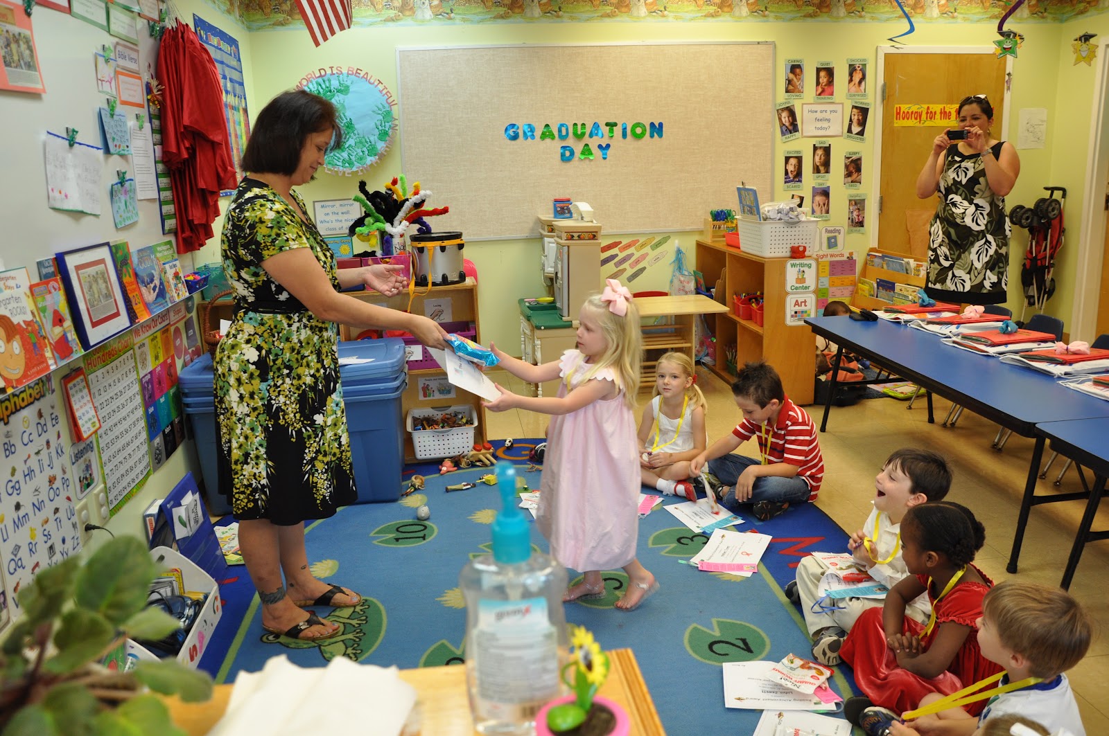 Southern Living: Preppy Style: Graduation Day!