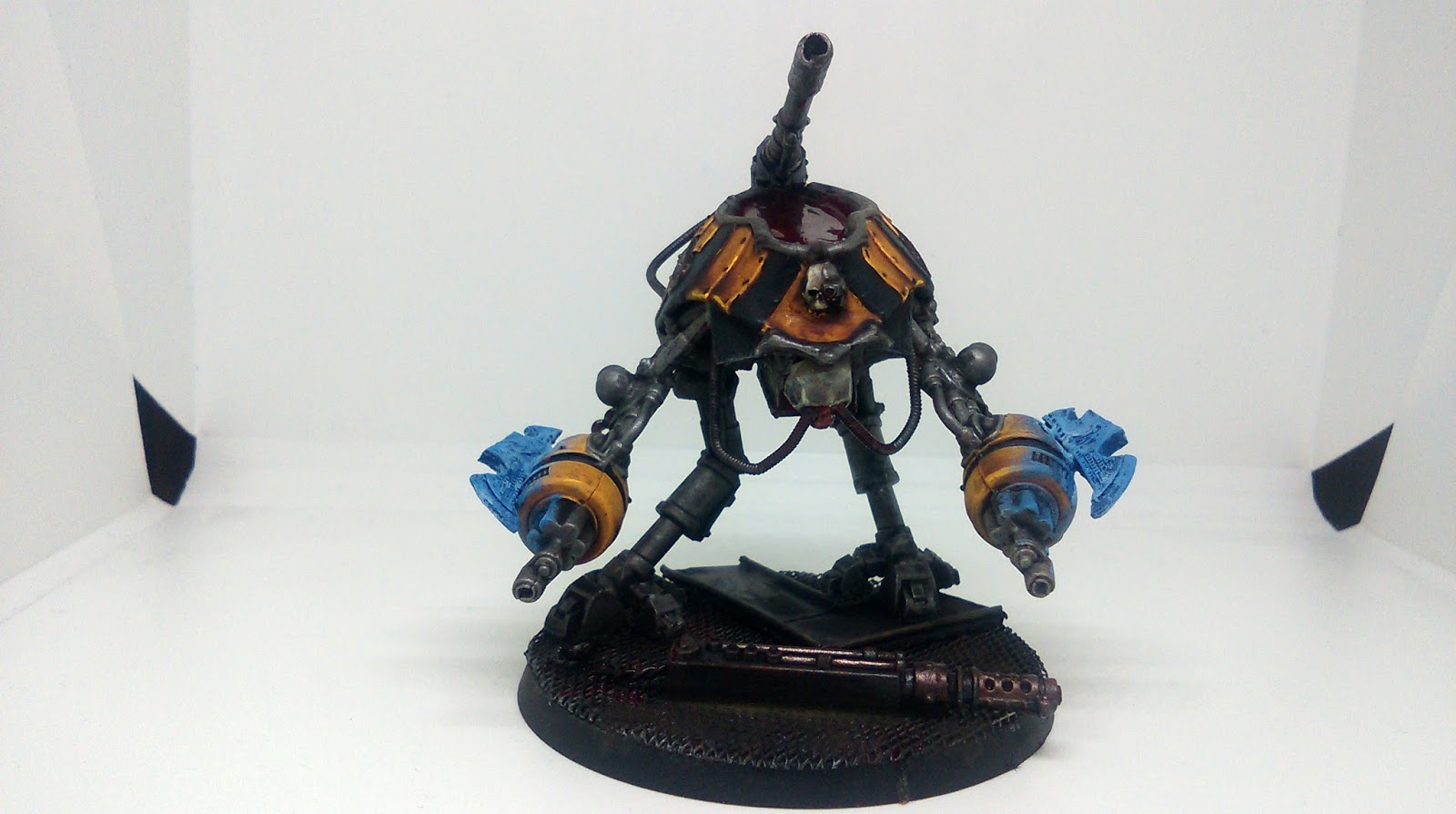 30Kplus40K: Converted Vorax Battle Automata - Painted