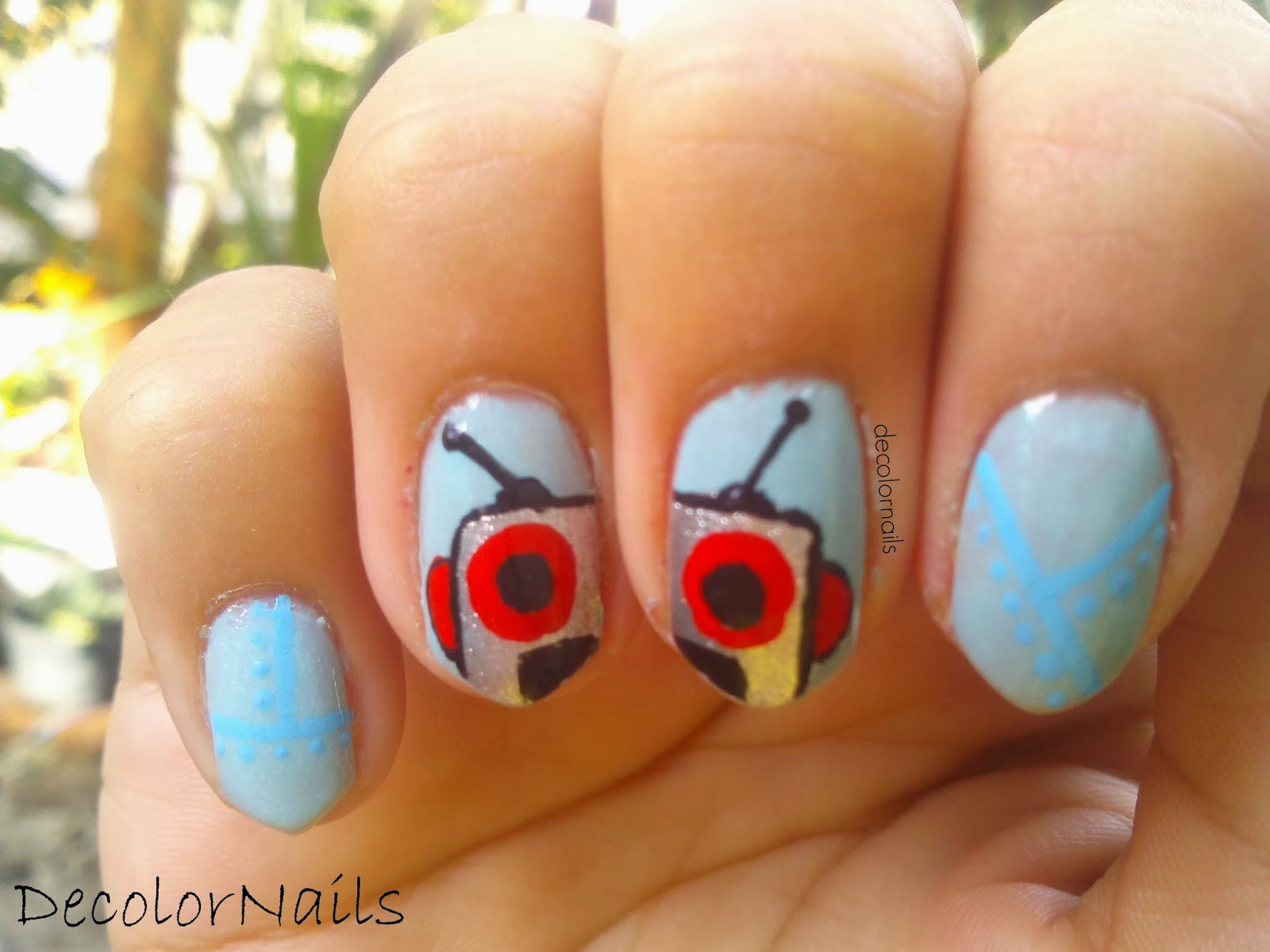 Decolornails : 30 Semanas 30 Nail Arts/ ROBOTS