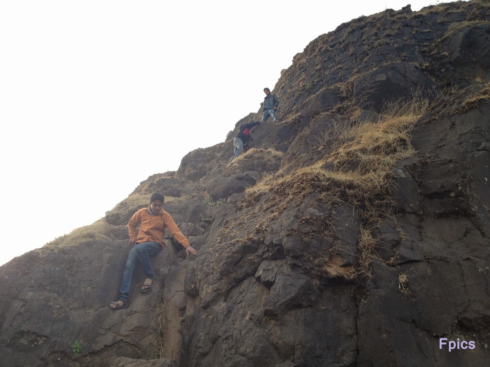 TORNA FORT / LARGEST FORT IN PUNE / THE FIRST FORT CAPTURED BY SHIVAJI ...