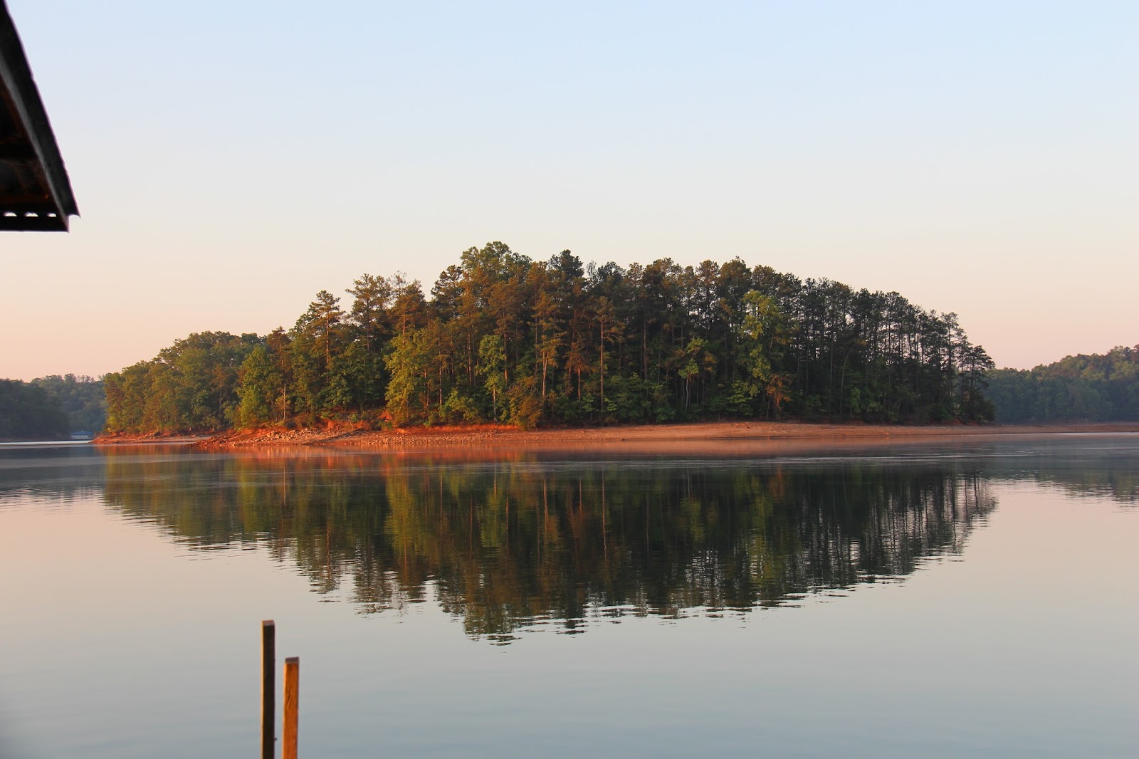 Cadernos de viagem: Lago Lanier: um lago artificial … que parece natural