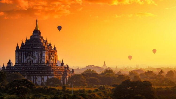 Sensasi Berlibur ke Candi dengan Balon Udara di Bagan, Myanmar. Terasa ...