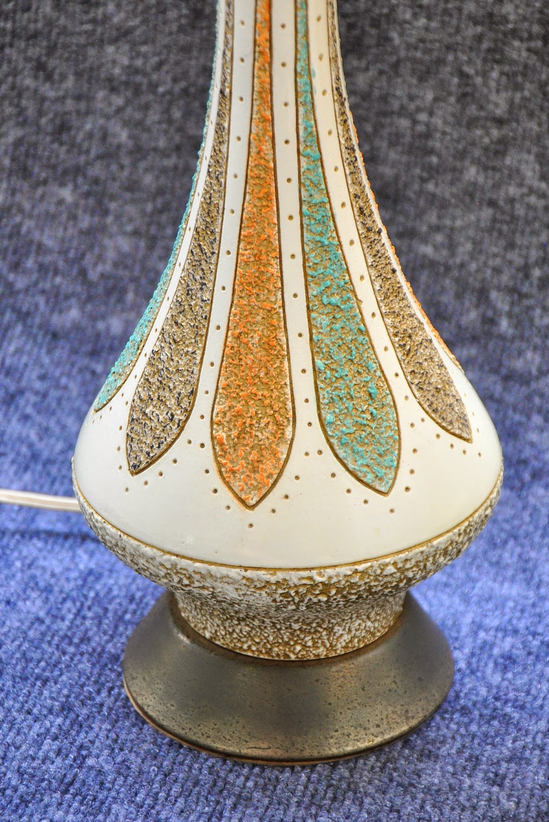 SELECT MODERN: Pair of Ceramic Lamps