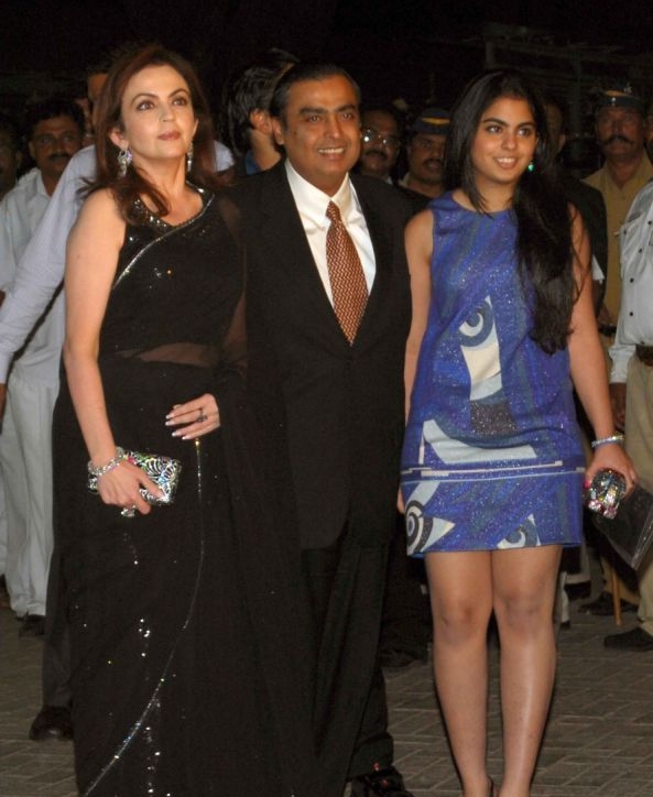 Mukesh Ambani Daughter Isha Ambani