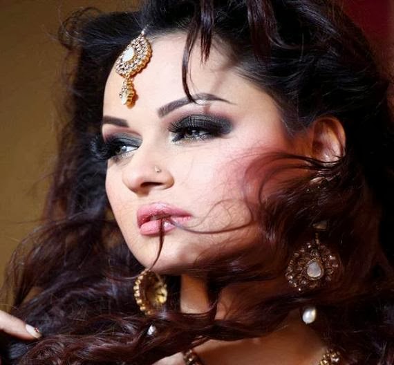 Celeb HD Wall: Javeria Abbasi HD Wallpapers