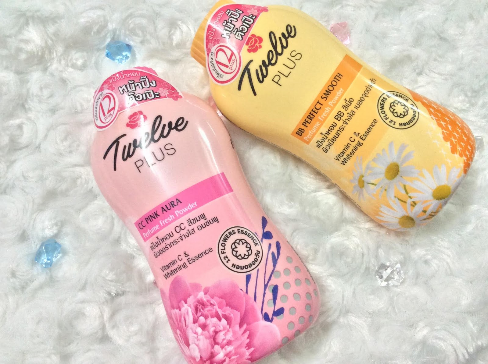 Review : แป้งน้ำหอม Twelve Plus Perfume Fresh Powder