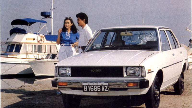 Jenis-Jenis Toyota Corolla DX E70