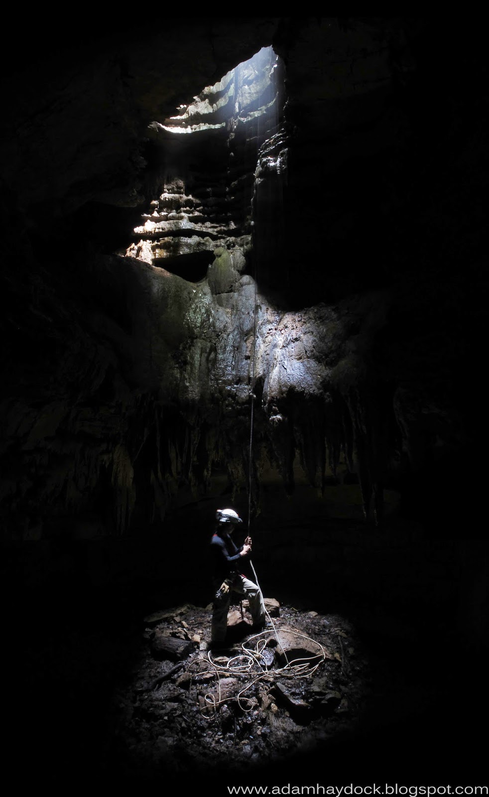 CAVE CAPERS 2014 BORDEN'S PIT, HELL'S HOLE, SMITHS BLOWINGHOLE,HOUGHTON ...