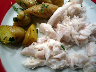 Bolli's Kitchen: Merluchon aux rattes - Kleiner Seehecht mit Rattes ...