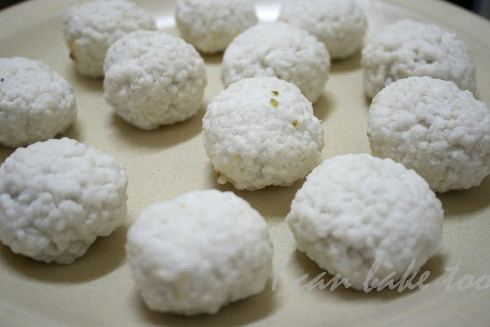 i can bake too.....: Asam Gumpal (Sago Balls in Sweetened Coconut Milk)