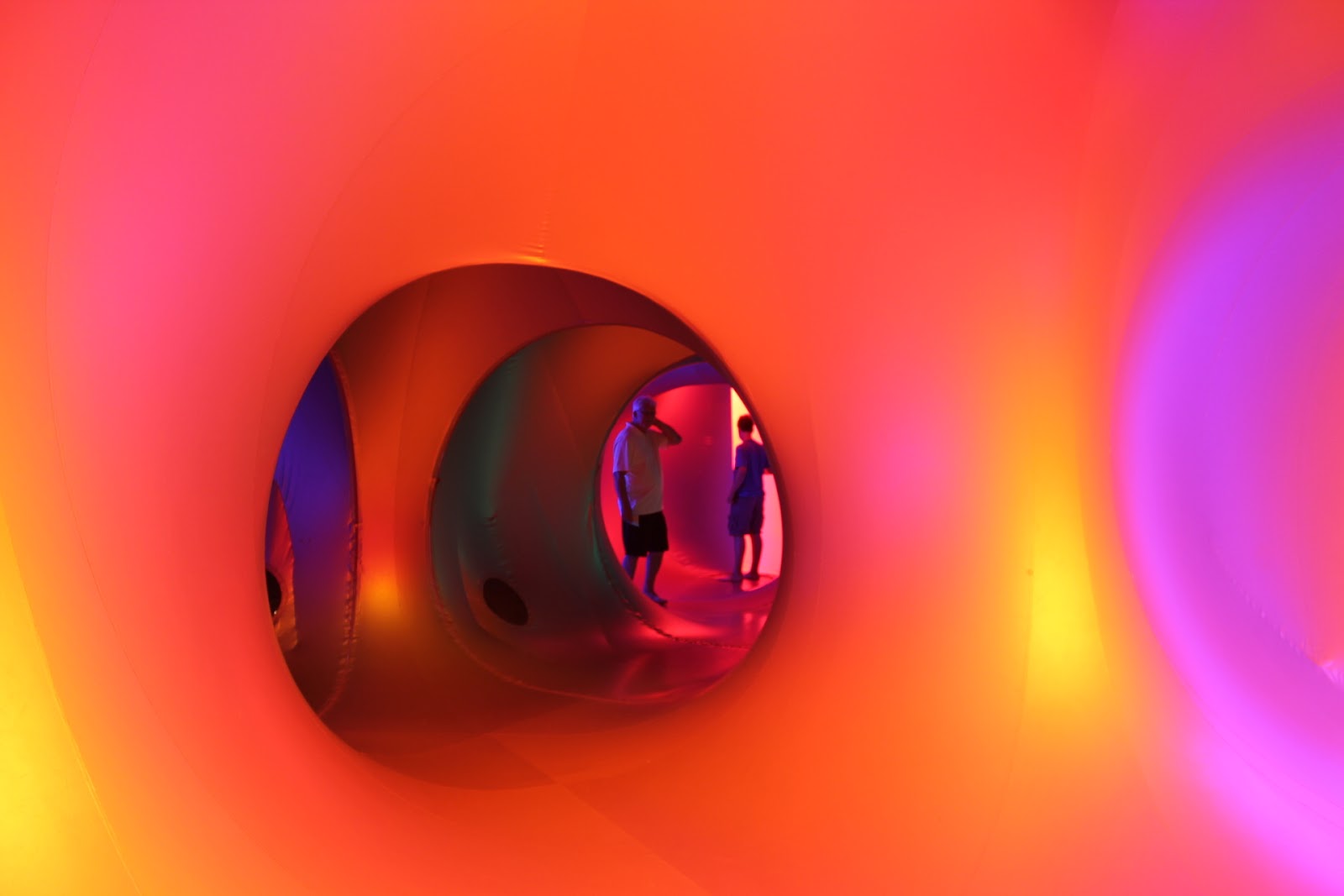 abhaya: Exxopolis >> A Luminarium